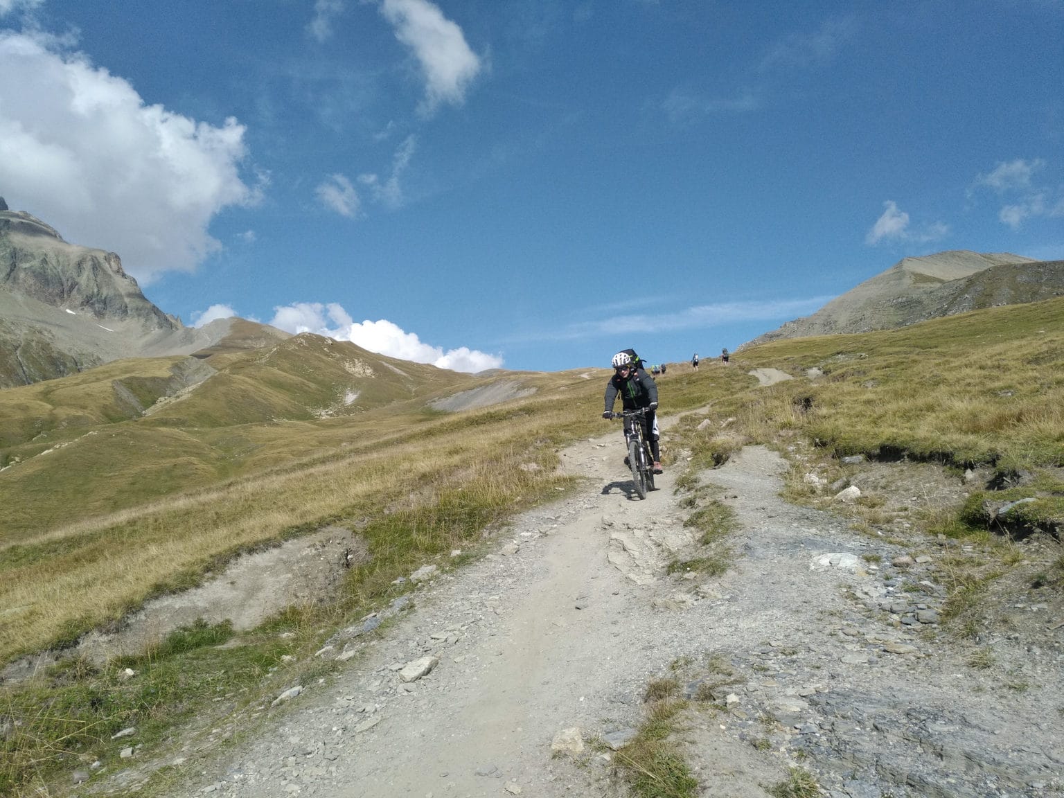 Ride your own E-mountain bike in beautiful Chamonix!