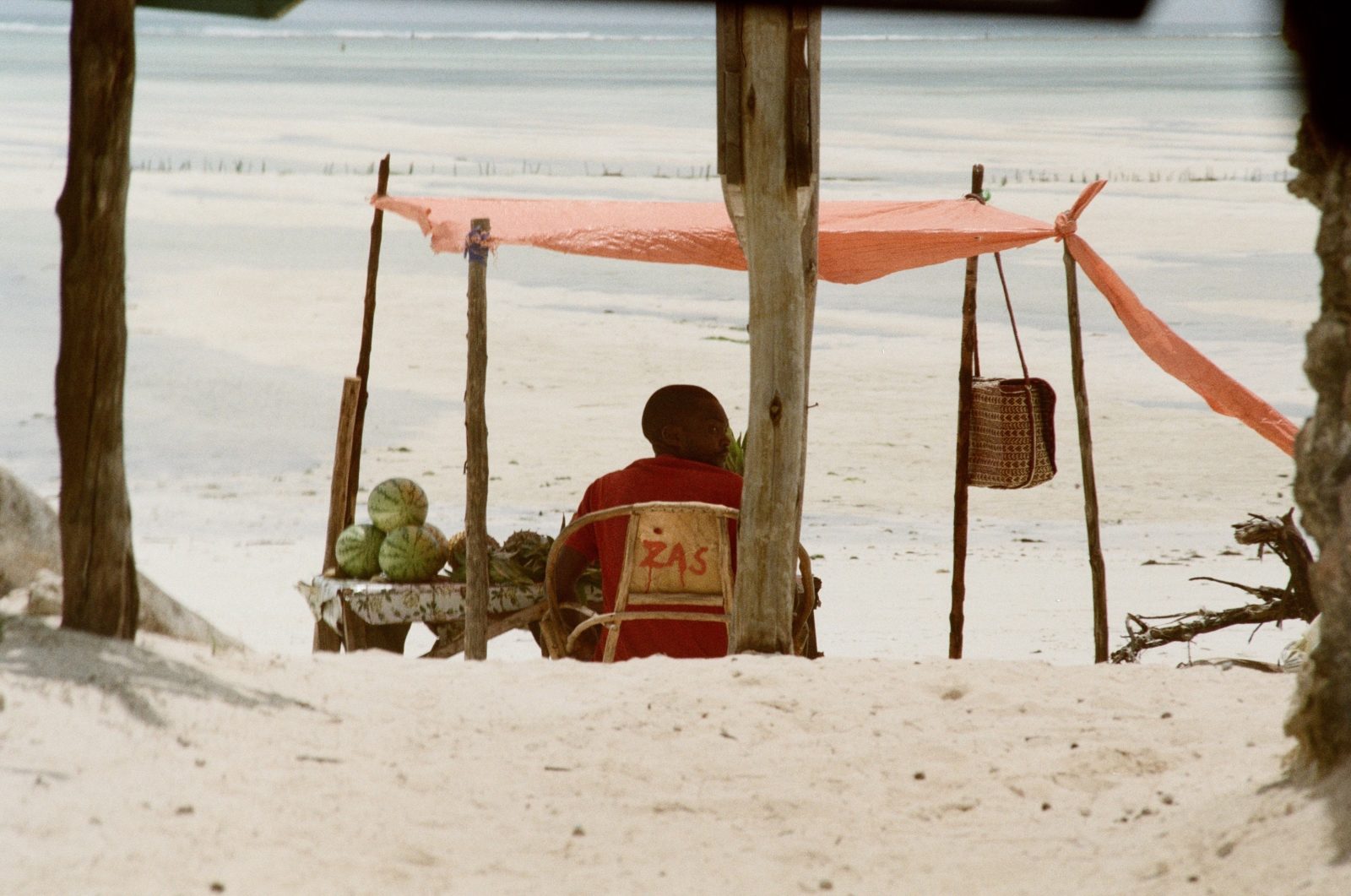 Learn how to surf in Zanzibar - Join us on our surf camp