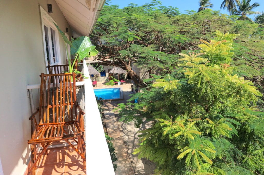 Learn how to surf in Zanzibar - Join us on our surf camp