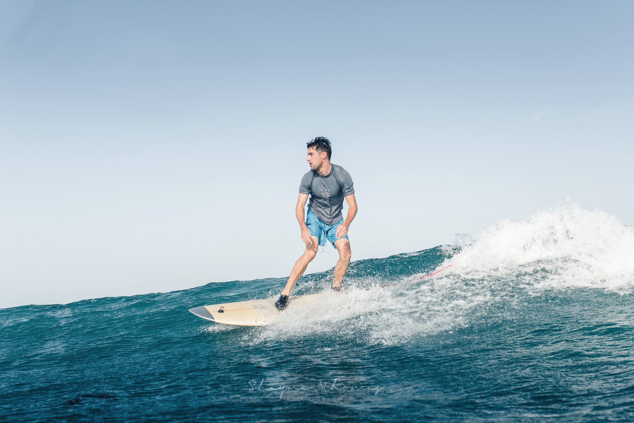 Learn how to surf in Zanzibar - Join us on our surf camp