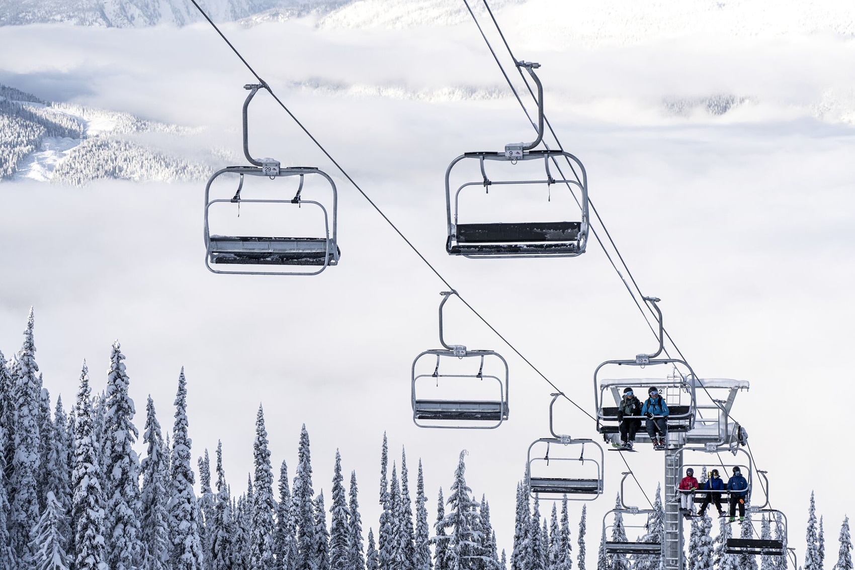 Join our road trip in Canada - along The Powder Highway!