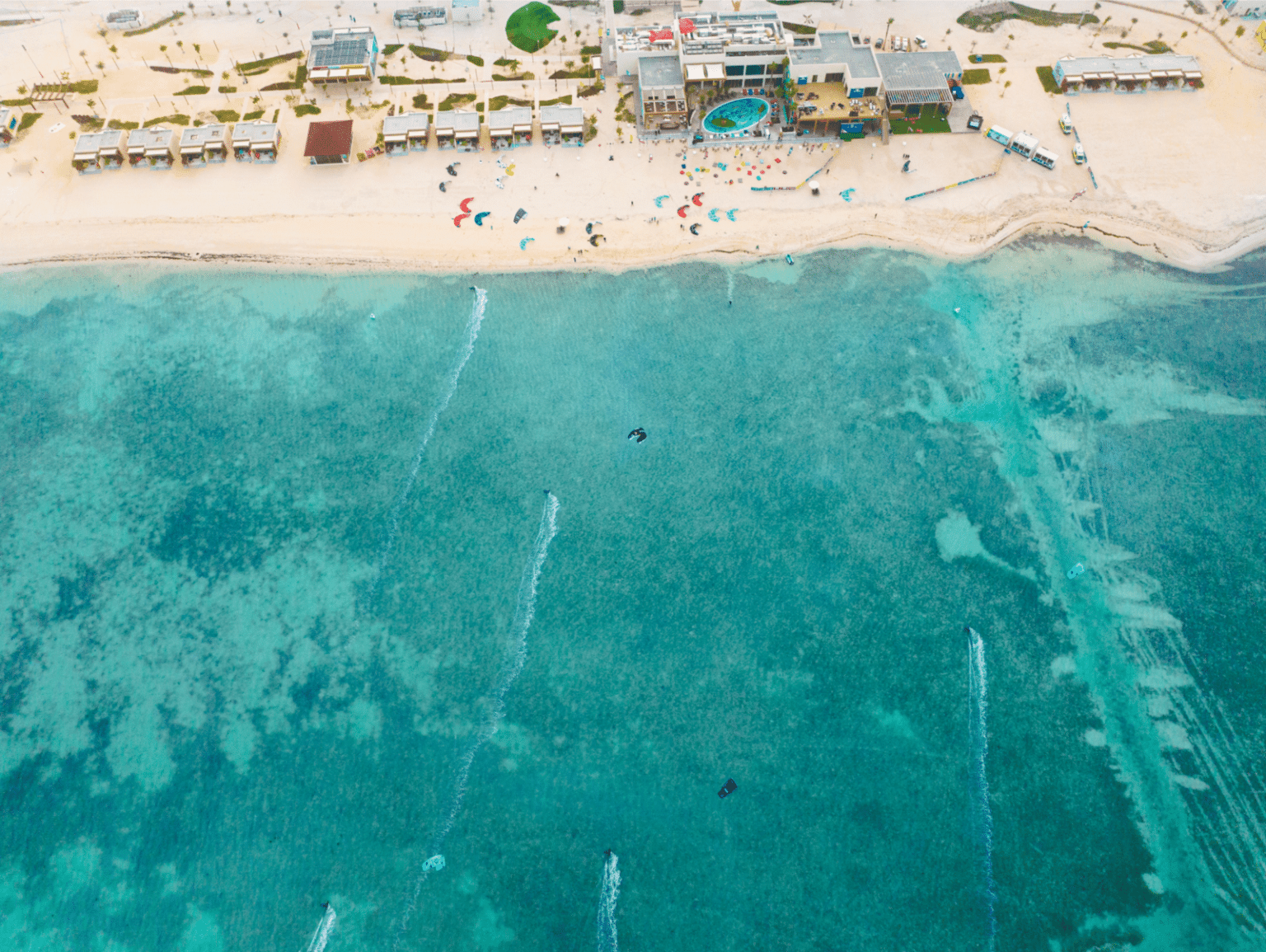 Kitesurf in Fuwairit, North coast of Qatar | DBP Adventures